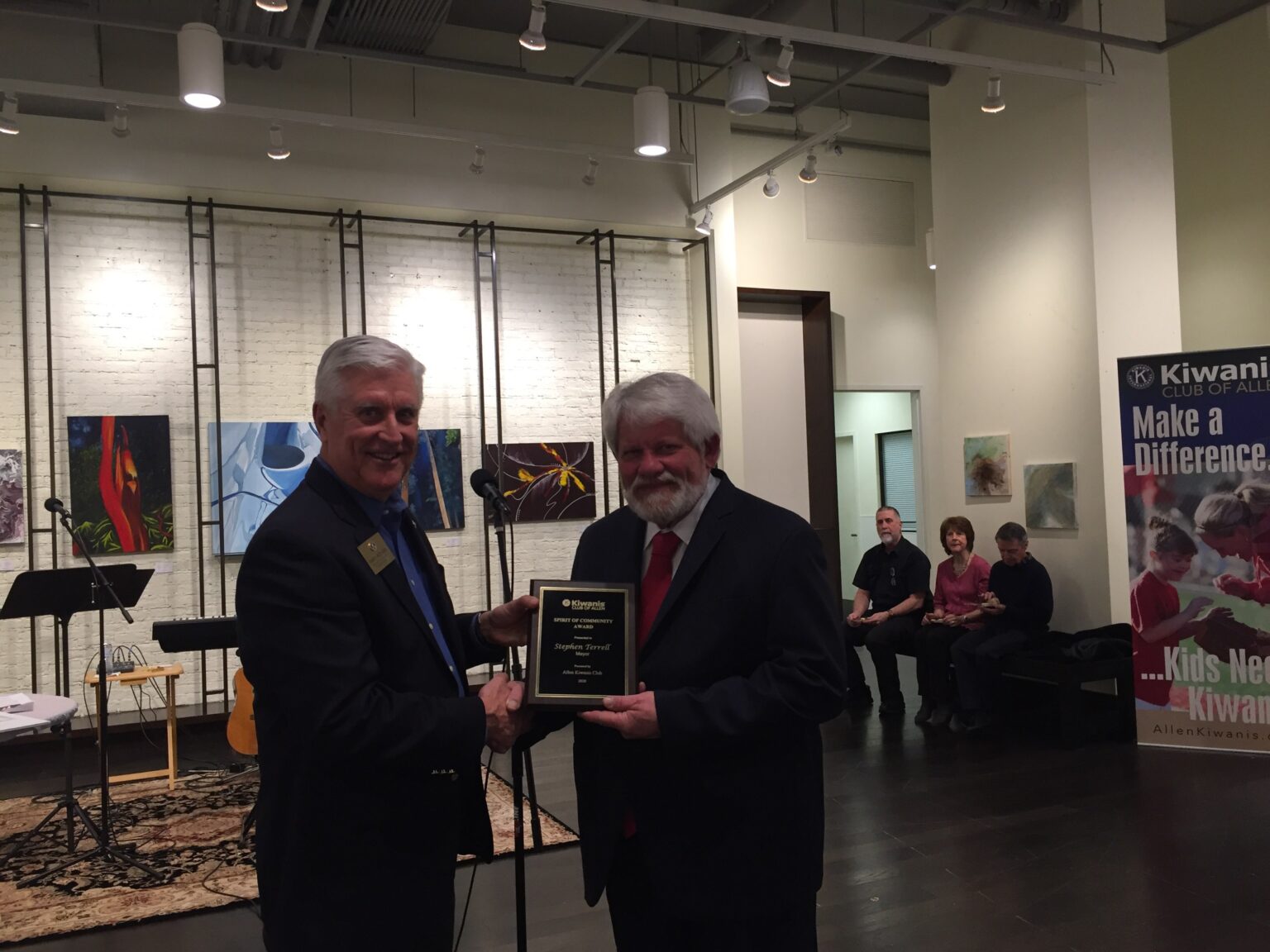 Steve Terrell accepting the “Spirit of Community Award – The Kiwanis